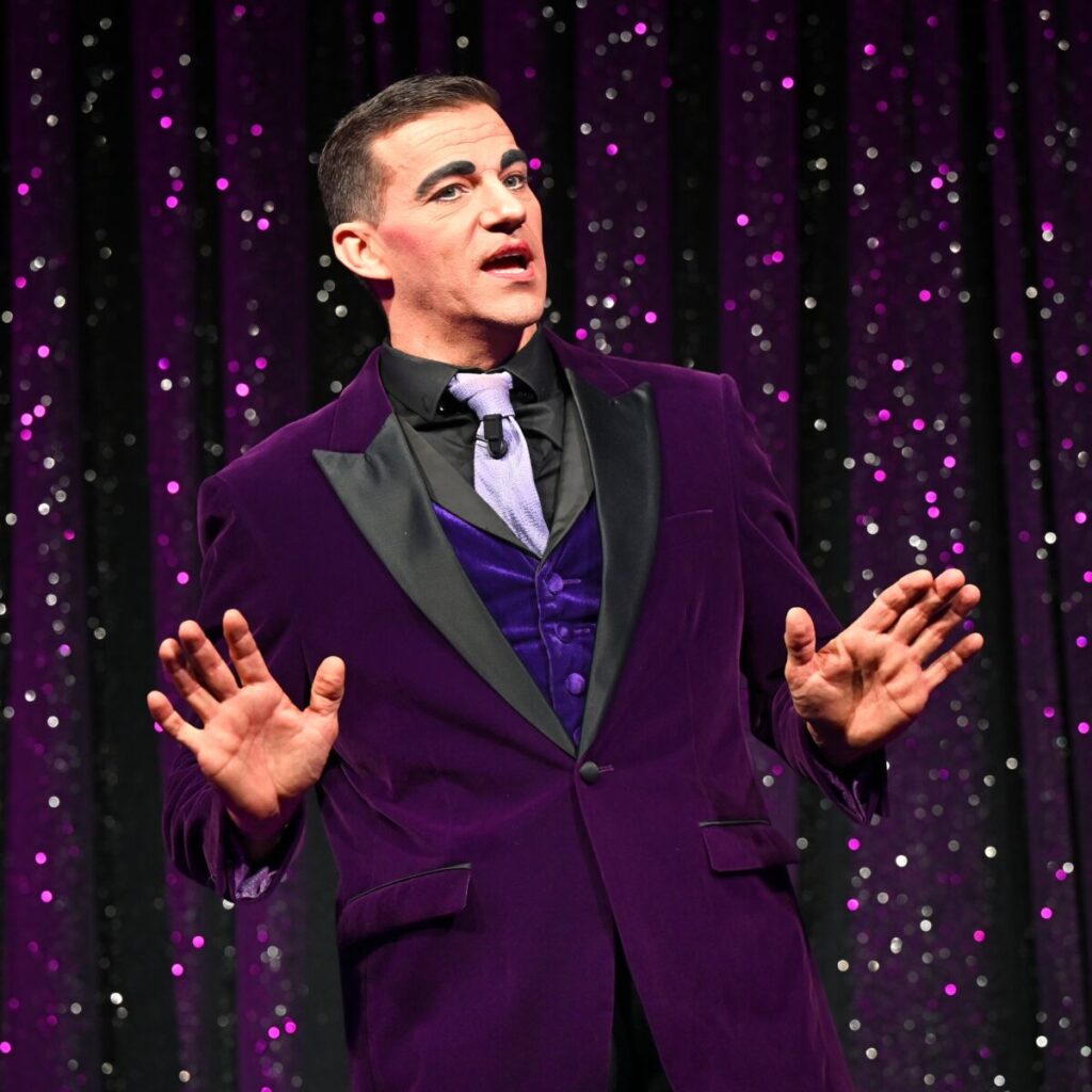 Les Folies Gruss au Cabaret de Licques à travers Tony Florees