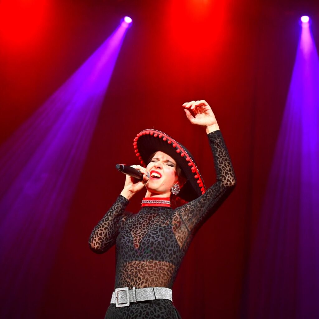 "Fantastic", le dîner-spectacle du Cabaret de Licques